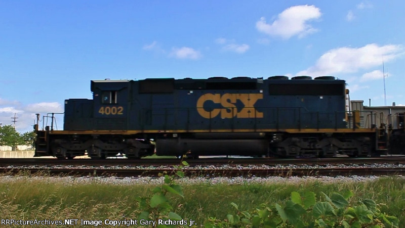 CSX 4002